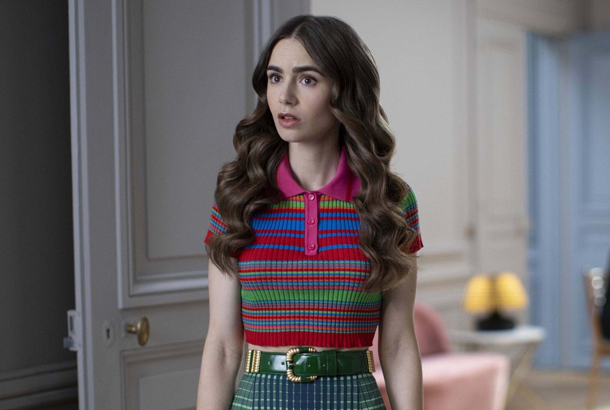 Emily v Paříži razantně změnila účes a vrací se s 3. řadou. Netflix ...