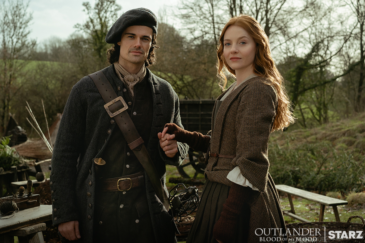 První fotky k prequelu Cizinky Krev mé krve jsou venku. Rodiče Jamieho ...