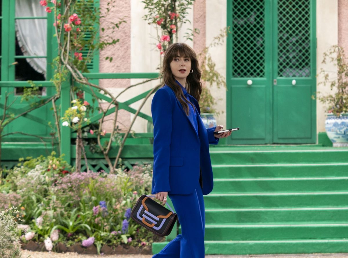 Recenze 4. řady Emily v Paříži: Hlavní postava už nemá příliš co ...