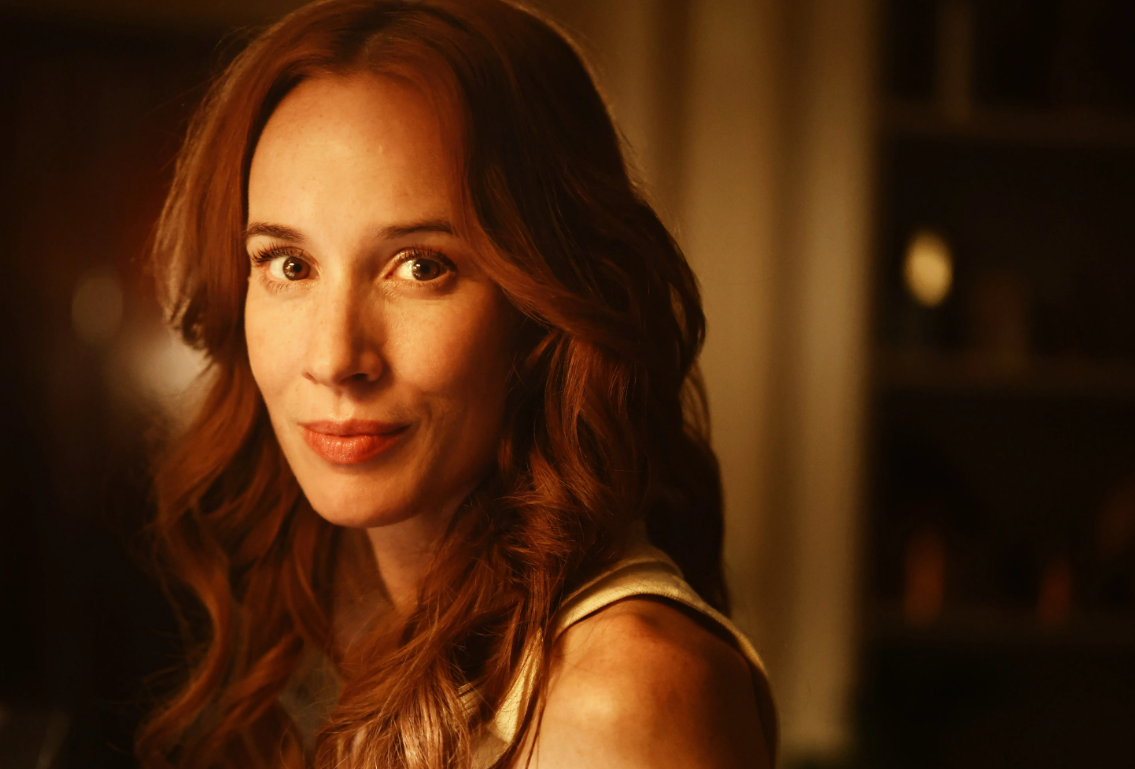 Žhavá česká komedie plná vášně míří do kin. Nebudou chybět skupinové hrátky ani líbačka ...