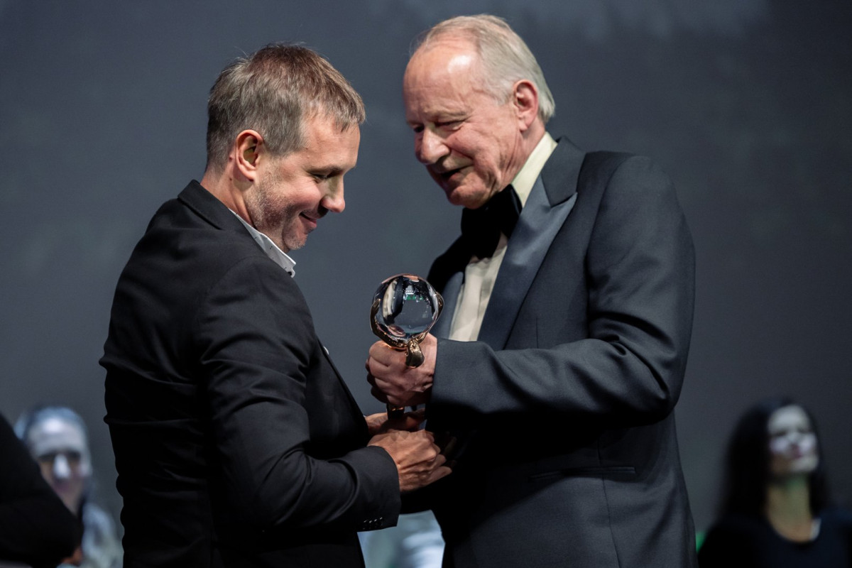 Film, za který hrozí režisérovi vězení, manipulativní Sbormistr a další ...